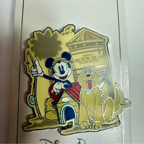 Disney | Accessories | Nwt Disney Pin Hilton Head Island Resort Mickey Mouse Shadow The ...
